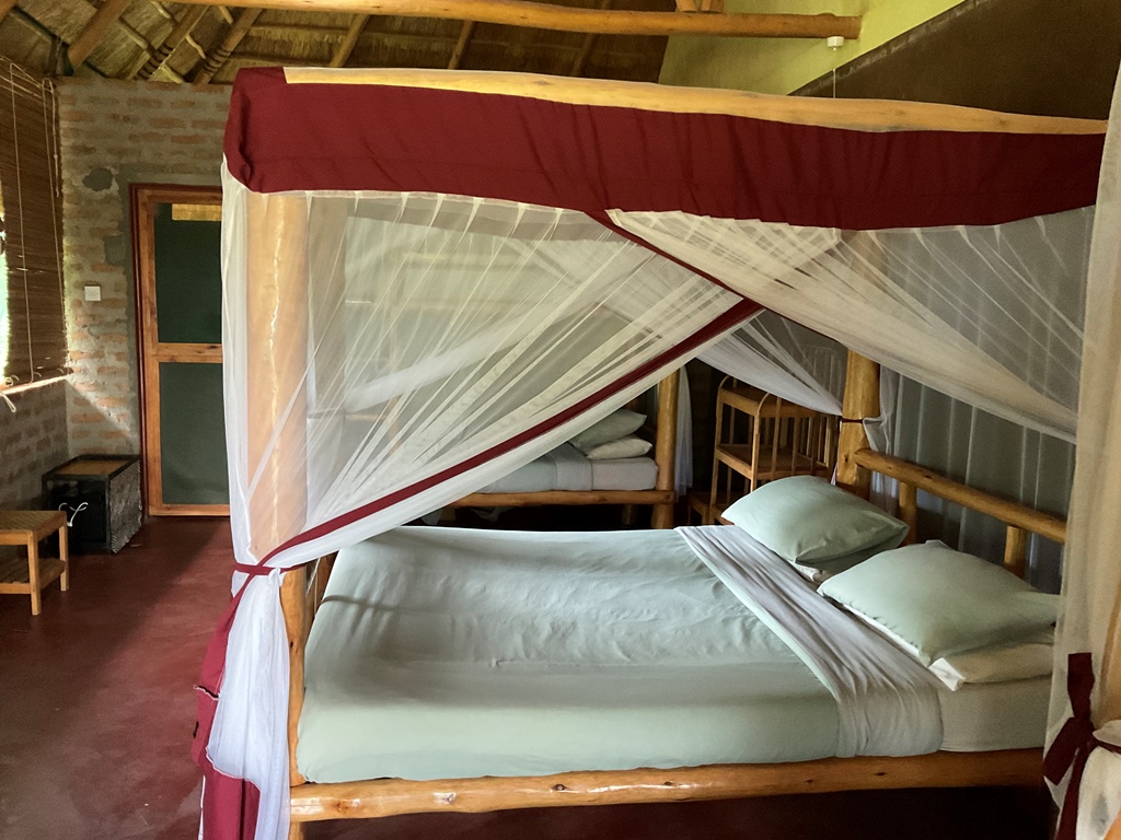 Red Chilli Rest Camp | Budget Stay in Murchison Falls